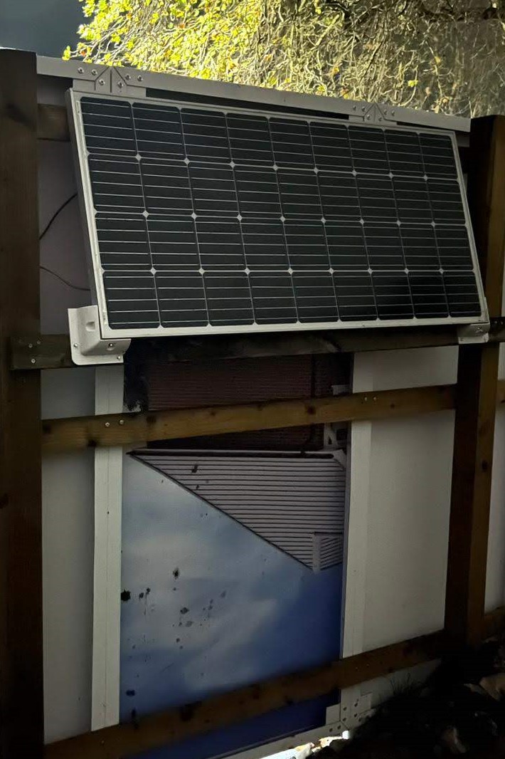 Illuminating the benefits of Solar Powered Hoarding Lighting